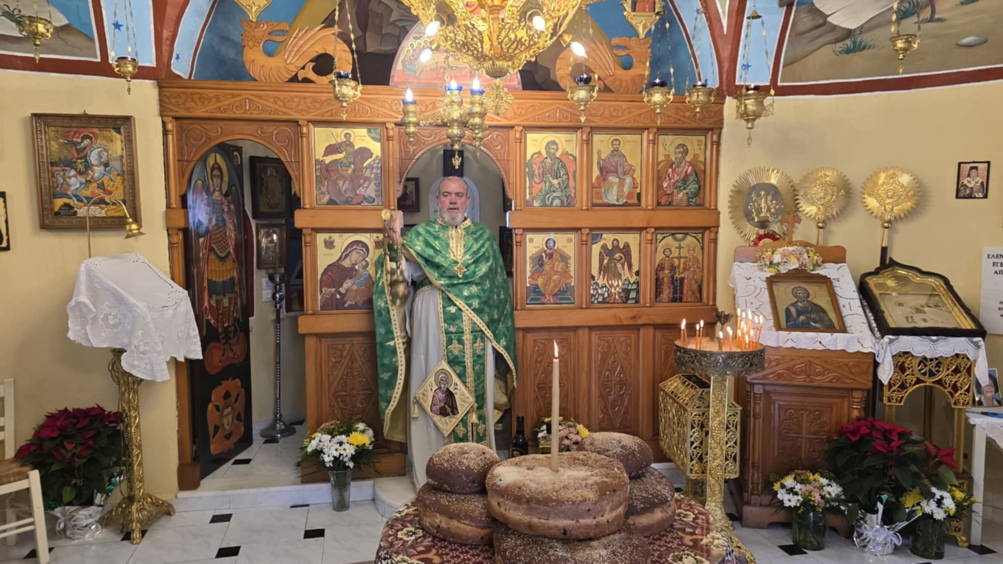 Η Θεία Λειτουργία στον Ιερό Ναό των Αγίων ενδόξων Ισαποστόλων ...
